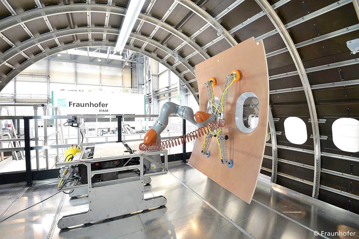 Fraunhofer IFAM: Hochgenaue Bearbeitungsvorgänge im Flugzeugbau