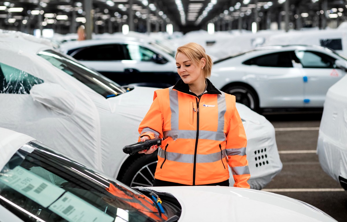 Isabella-System: Autoumschlag in Häfen planen und steuern